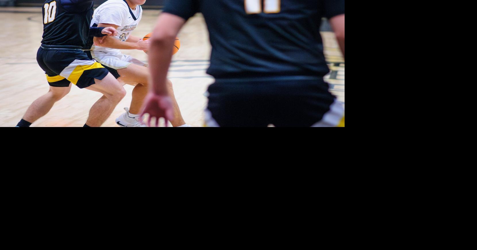 Latta teams take pair from host Calera | Sports | theadanews.com