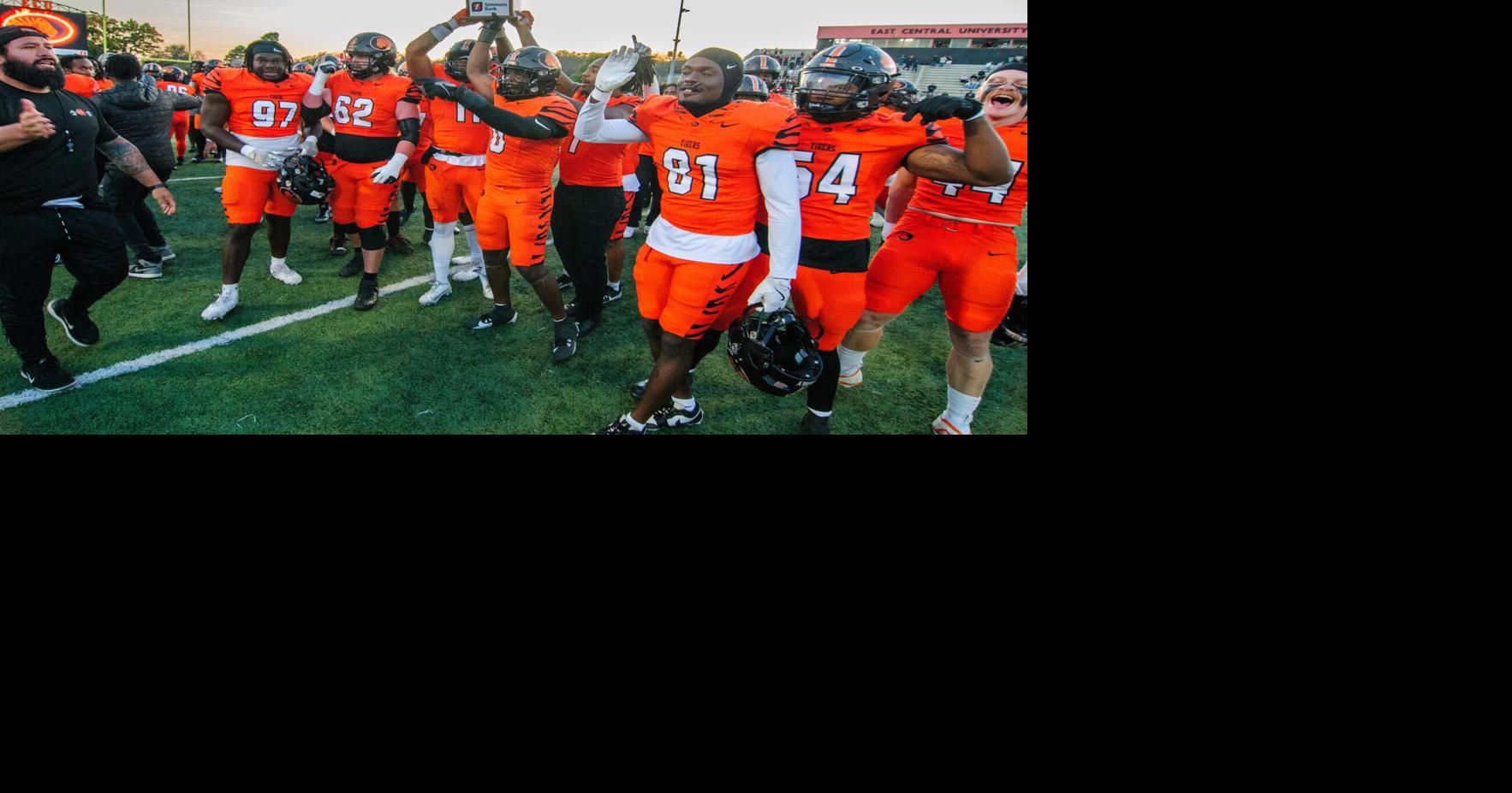 East Central football team rakes in GAC postseason awards | Sports ...