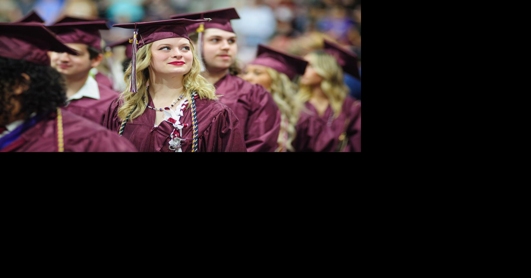 Senior moments: Ada High graduation in pictures | | theadanews.com