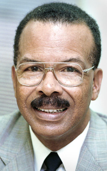 Remembering Bill Gray: Family, friends pay tribute to late Ada mayor ...