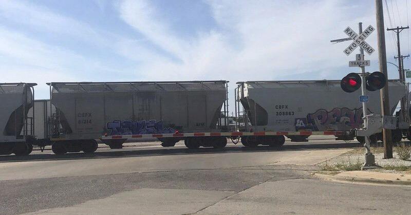 Train detours Ada traffic during rush hour | Local News | theadanews.com