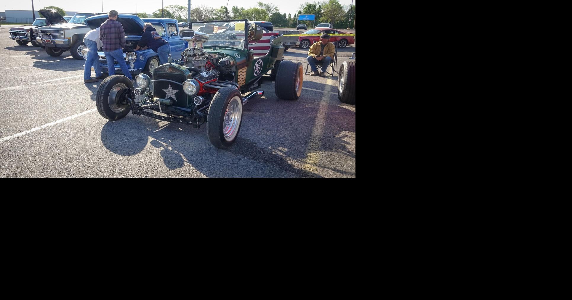 Walmart hosts car show | Local News | theadanews.com