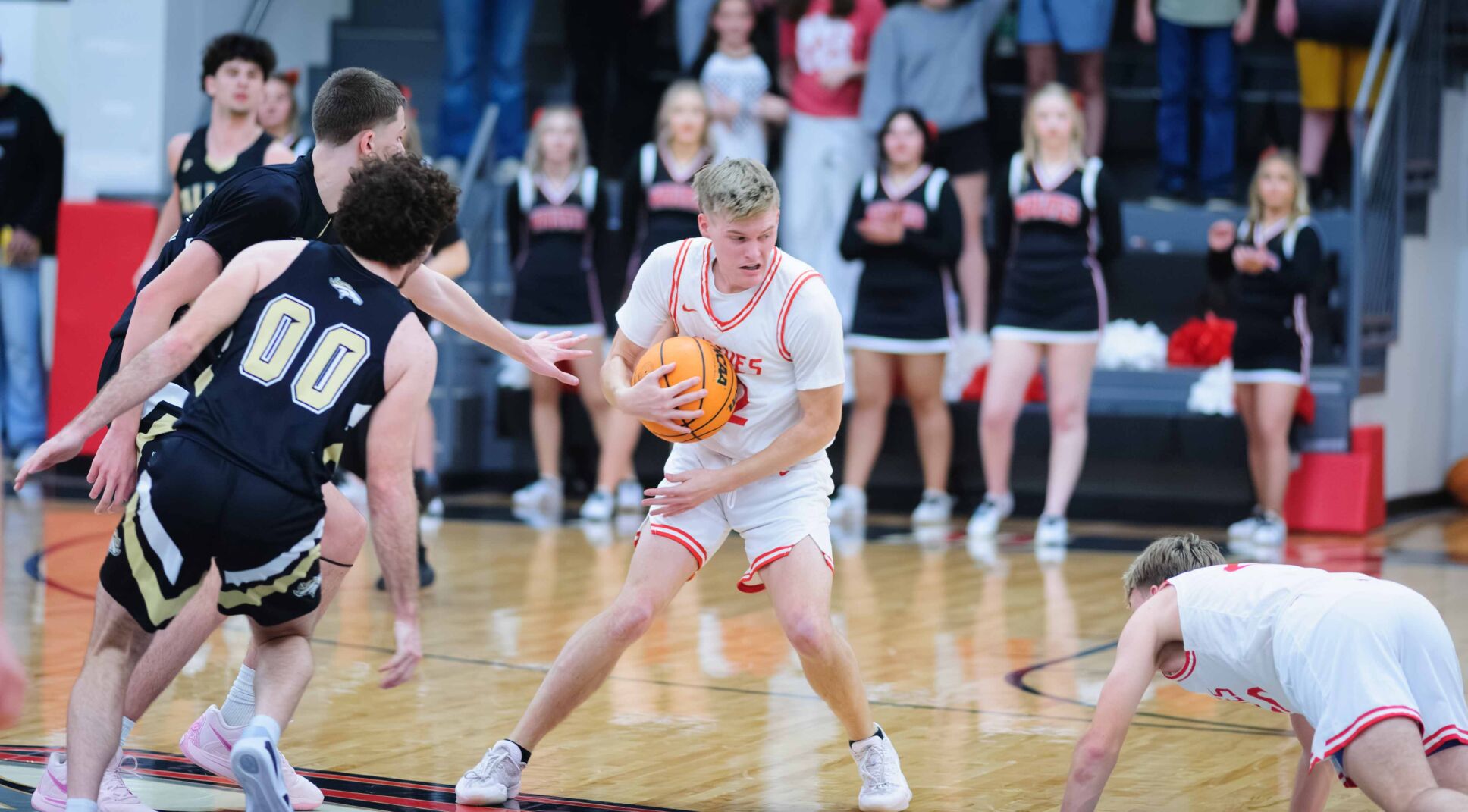 Vanoss sweeps ranked Hartshorne clubs on Senior Night | Sports ...