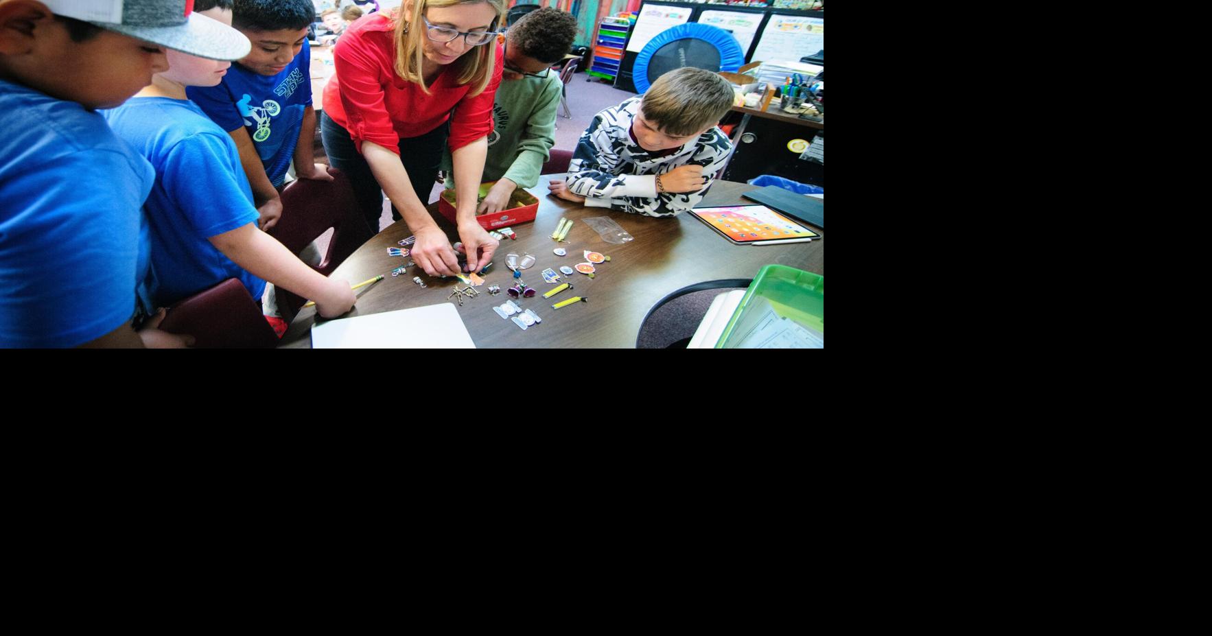 Ruiz-Blanco and students | | theadanews.com