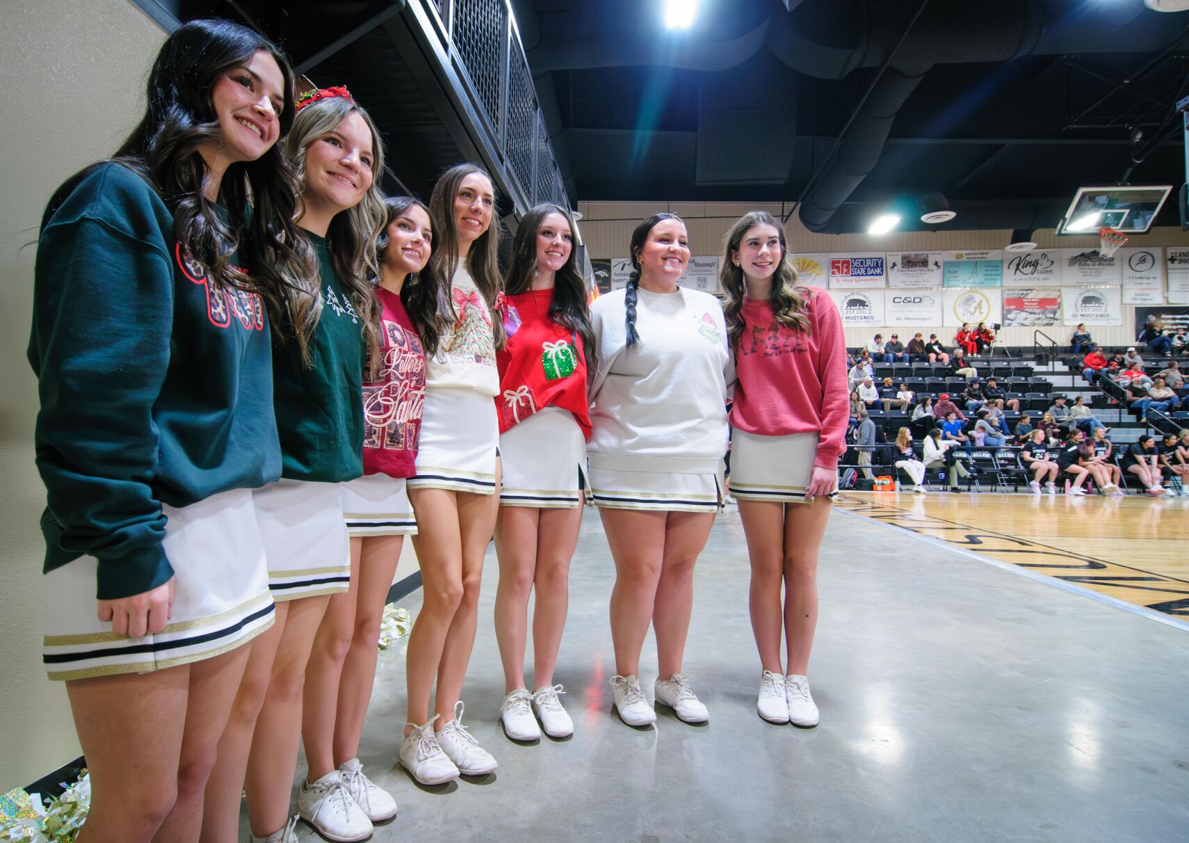 Christmas cheer leaders | News | theadanews.com