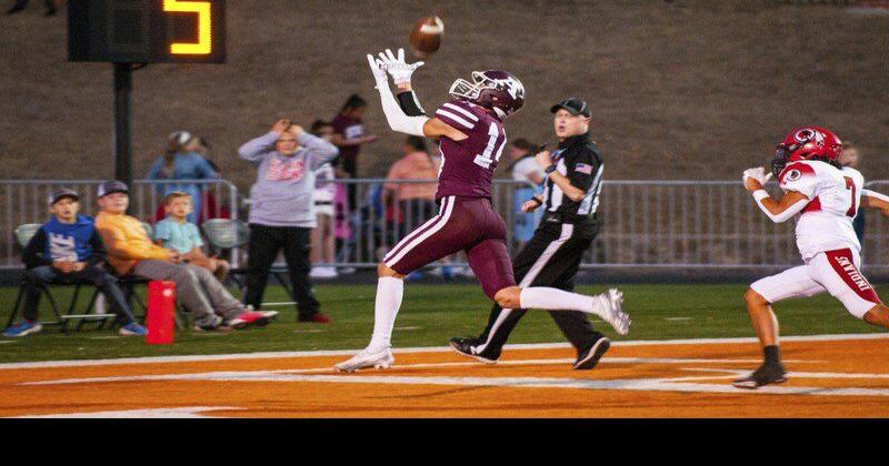 Six Ada football players nab 4A-4 honors | Local Sports | theadanews.com