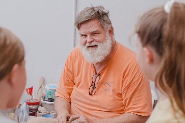Master pottery craftsman, Ron Morris, passes away at age 74 | Local ...