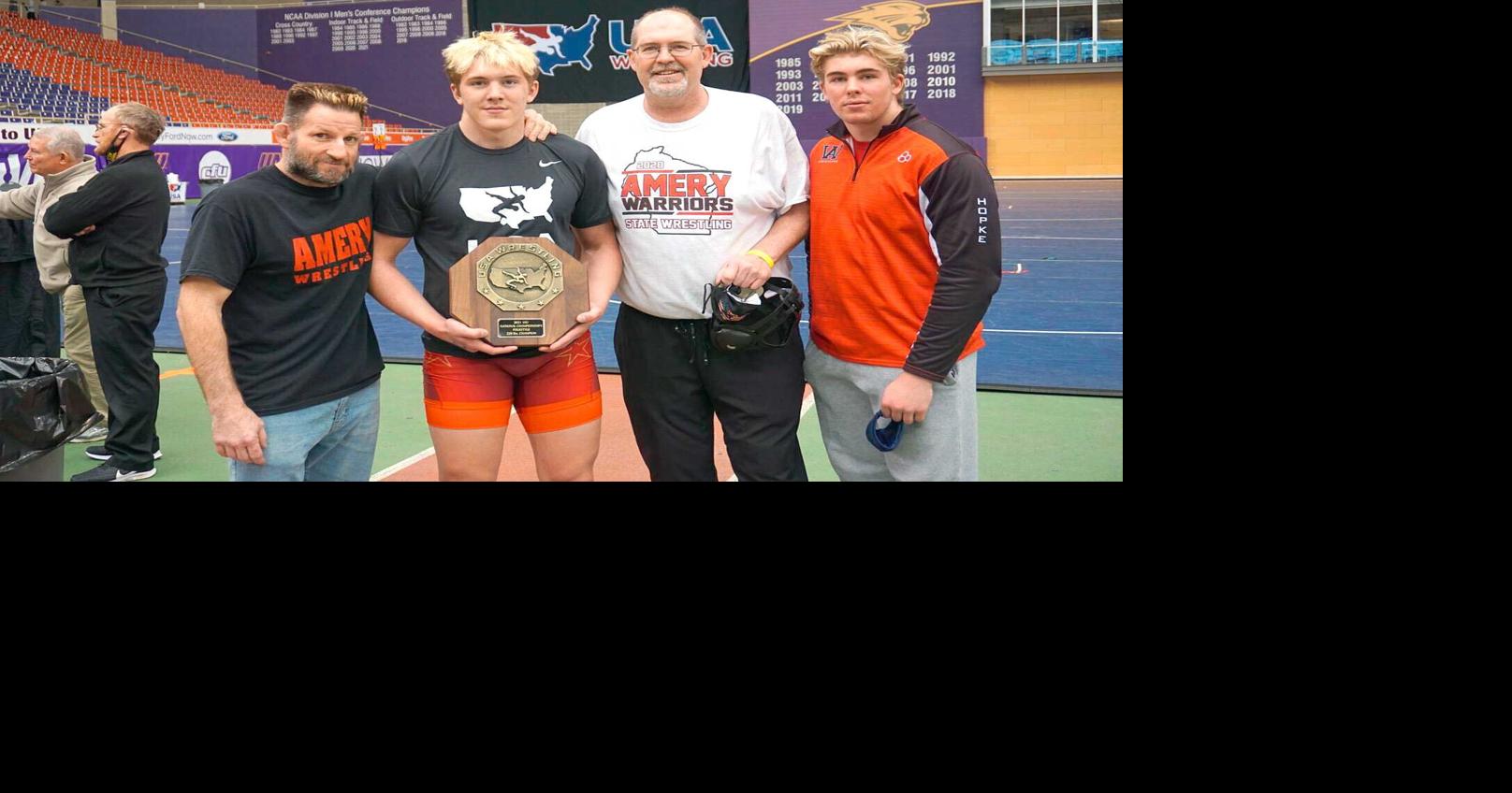 Hopke Brothers wrestle on | Sports | theameryfreepress.com