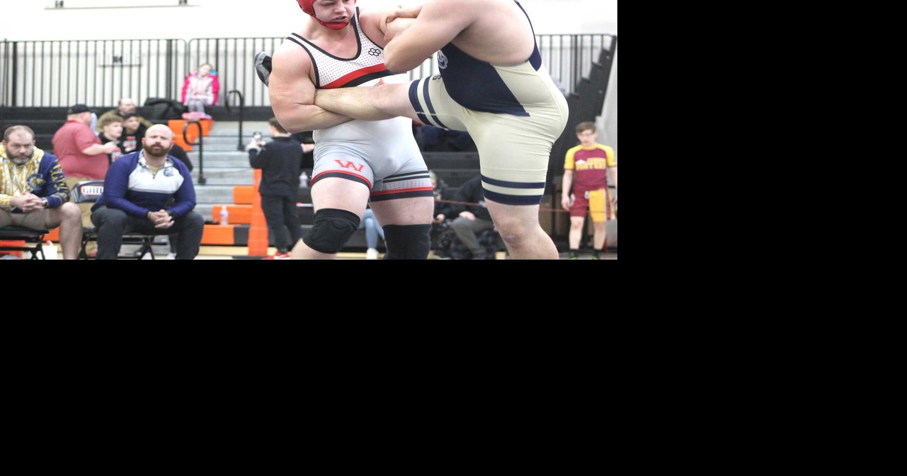 Koy Hopke remains unbeaten after taking first place at Cheesehead ...