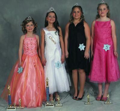 Miss Winter Wonderland: from left in photo at right, Sadie Wise, first ...