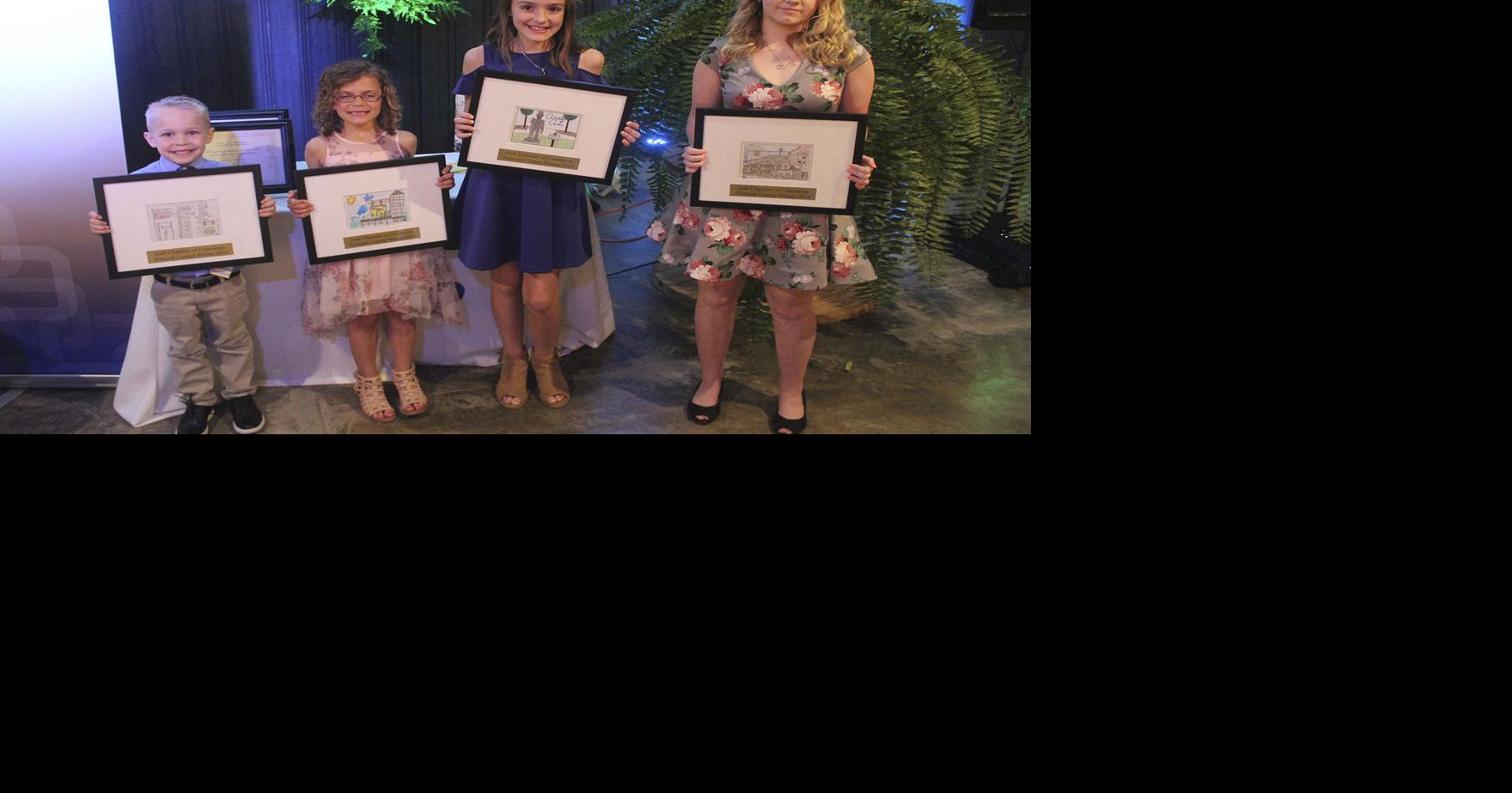 Students win Arab post card contest | News | thearabtribune.com