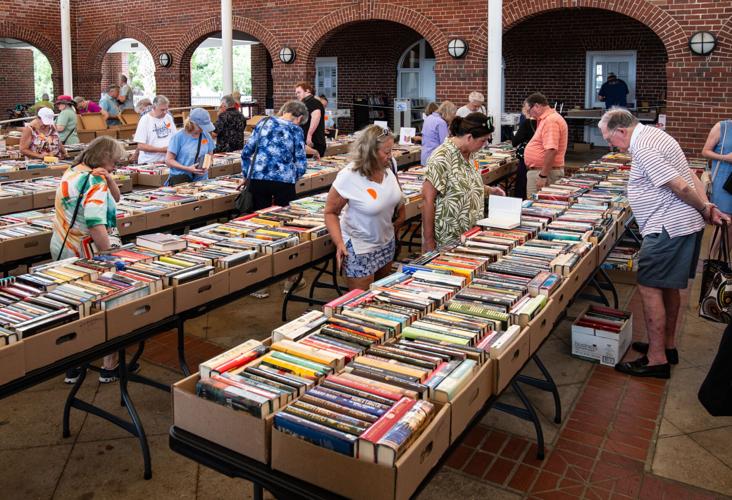 Book sale draws readers and resellers | Local News | thebrunswicknews.com