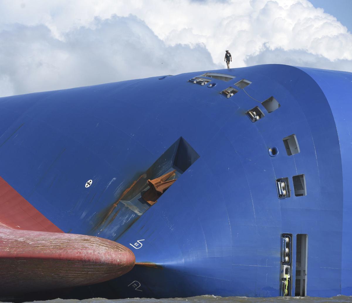 A golden ray of hope for shipwreck's removal in 2020 | Local News | The ...