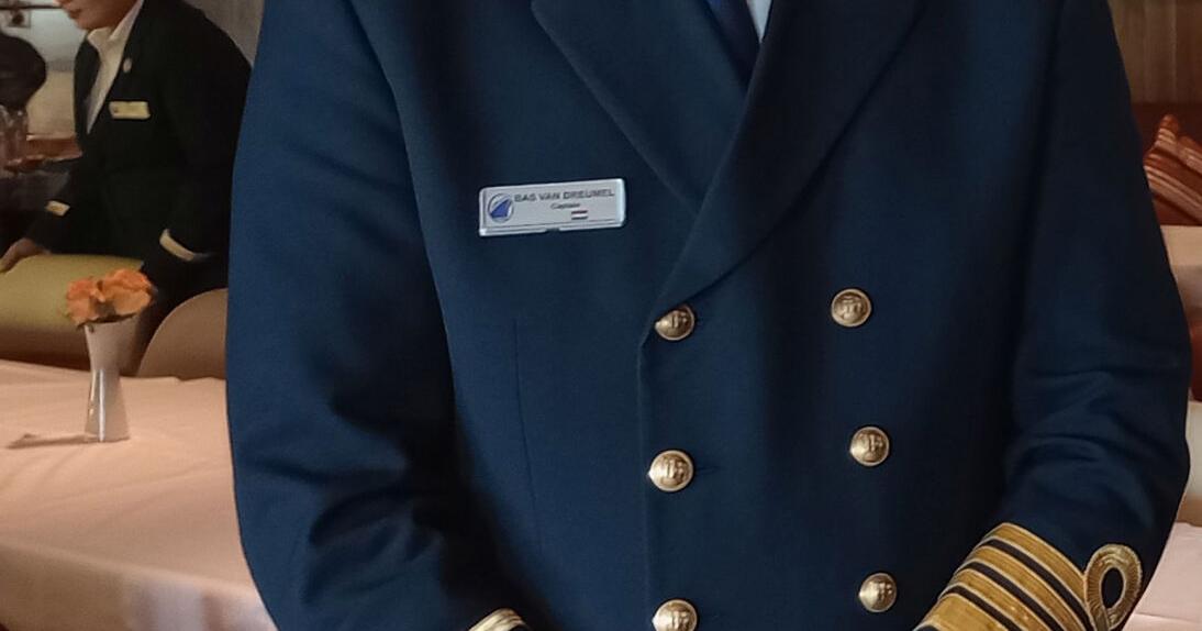 Cruise Views: Holland America and Rotterdam VII mark 150 years of ...