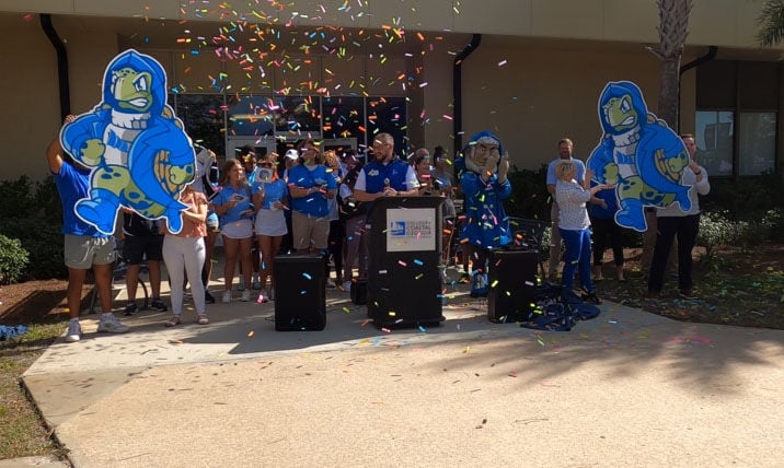 College unveils updated Mariner mascot, seeks input on name | Local ...