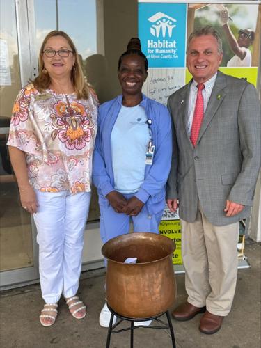 Habitat hosts mortgage burning ceremony | Community Life ...