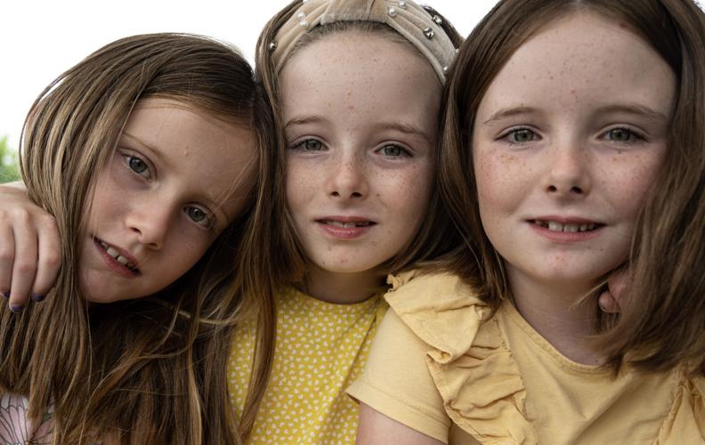 Meet Wes Anderson’s scene-stealing ‘Asteroid City’ triplets, Ella ...