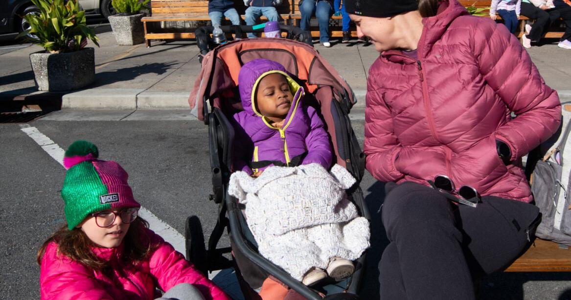 Veterans honored at St. Simons Island parade, ceremony | Local News ...