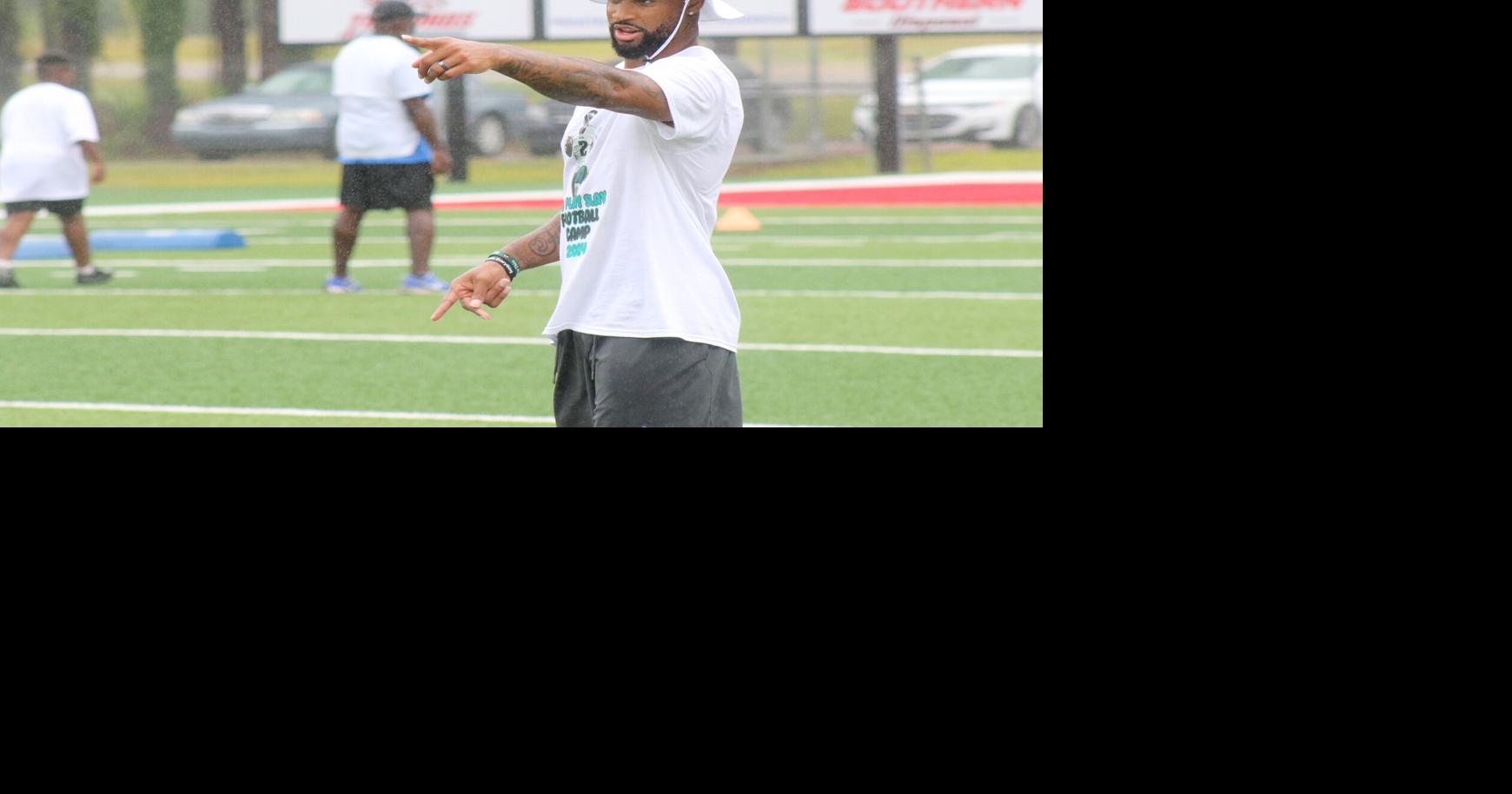 SLAY STOPS THROUGH: Hometown hero Darius Slay gives back to community ...