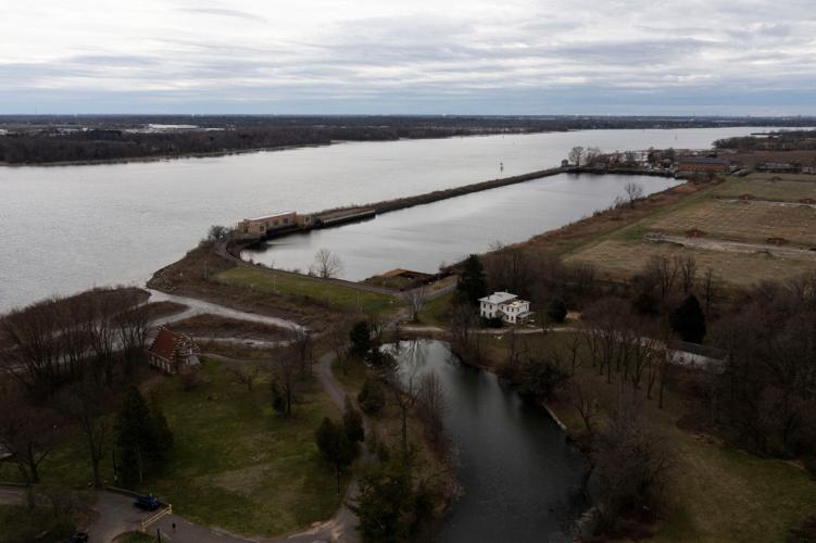 Philly water is safe to drink through Tuesday afternoon, officials say ...
