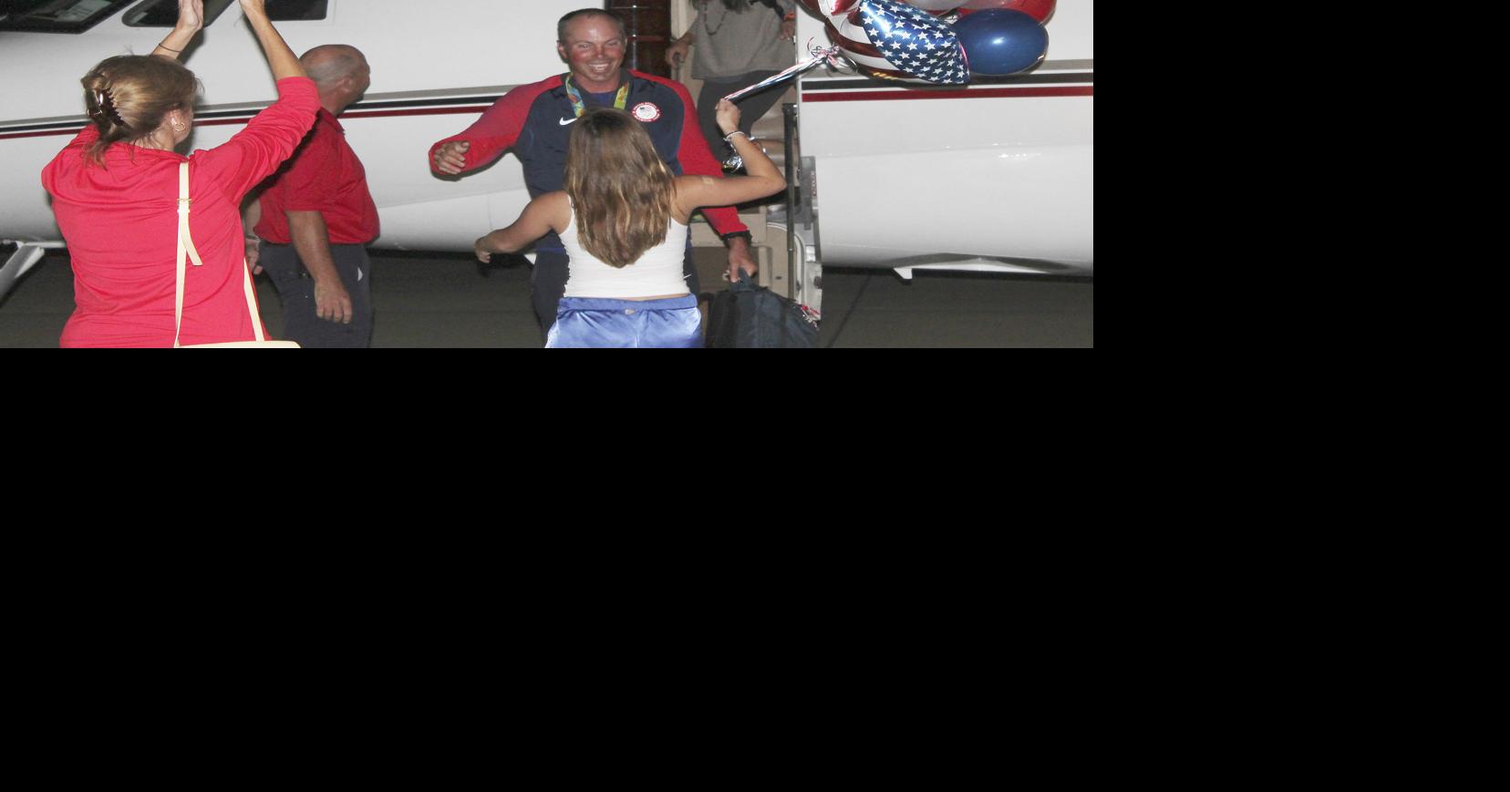 Matt Kuchar arrives home with medal | Local News | thebrunswicknews.com