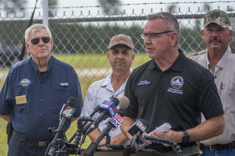 Brantley fire rages, destroying homes, agencies struggle to control it ...