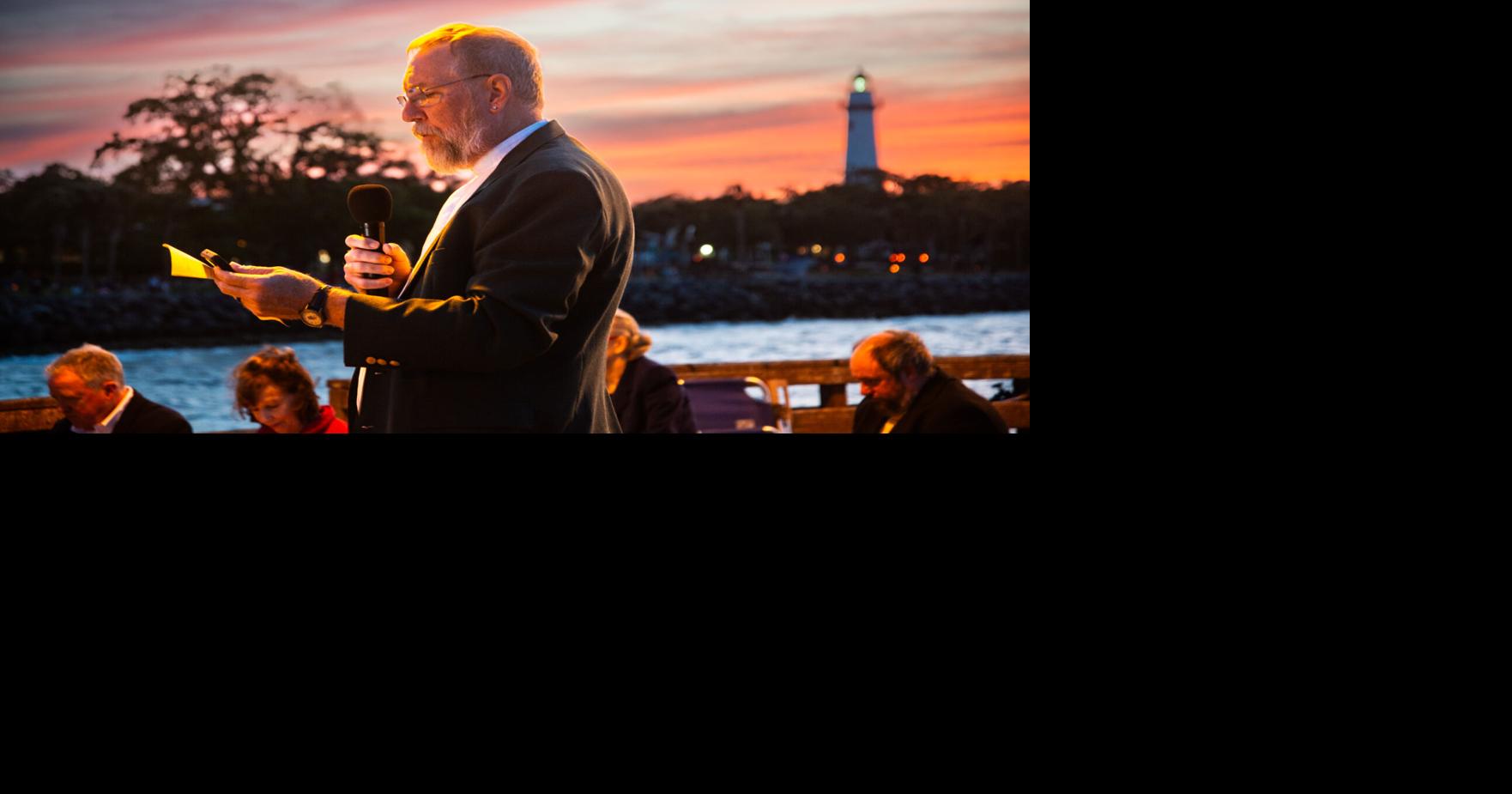 Sunrise Easter service draws large crowd to St. Simons pier | Local ...