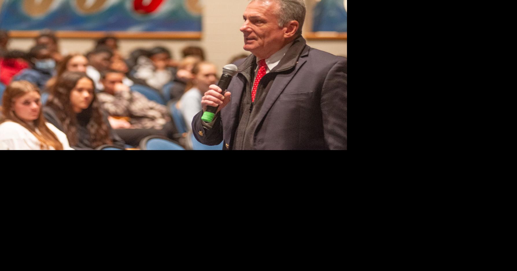 Rep. Carter talks about government with high school classes | Local ...