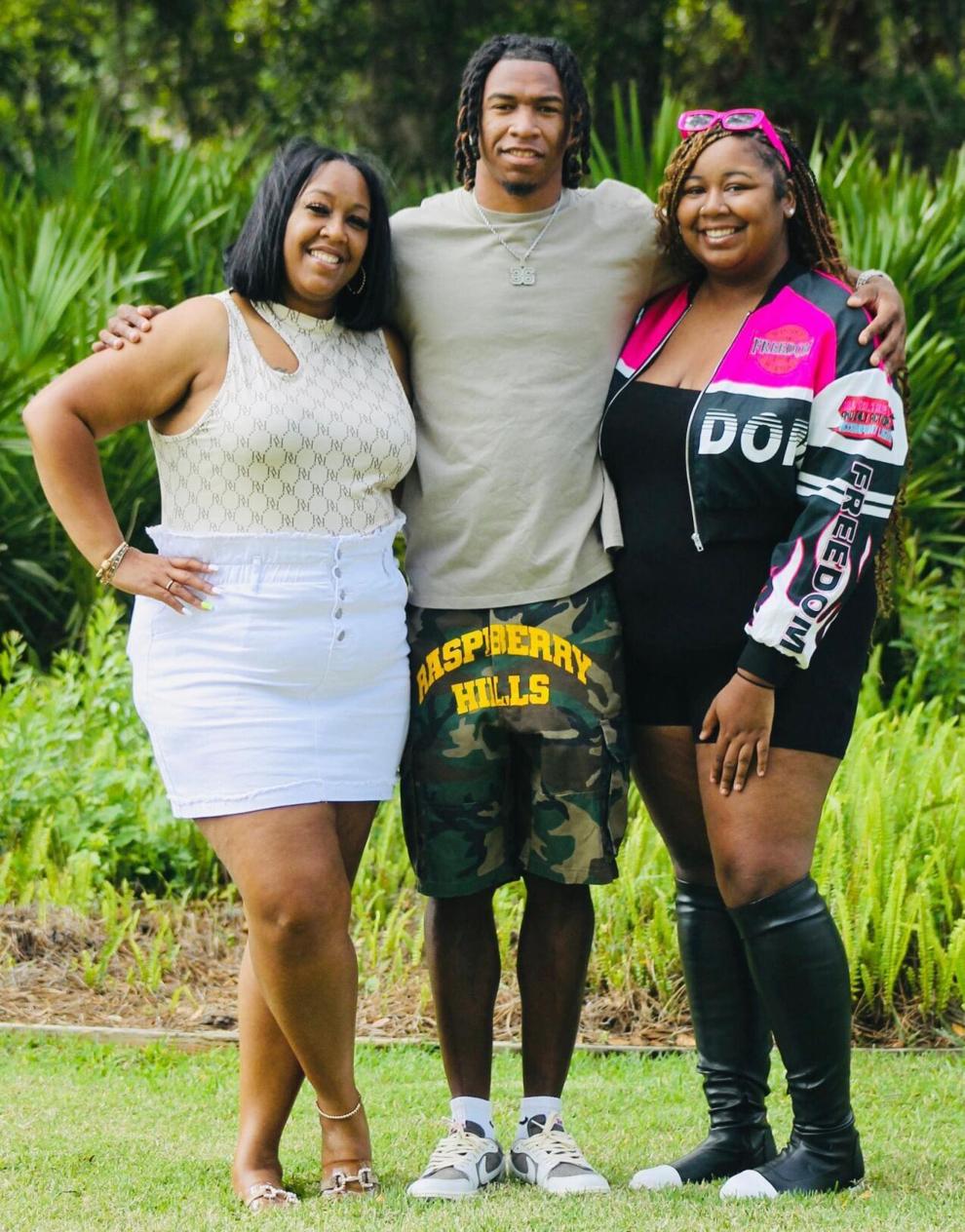 Inside Jaylin Simpson’s NFL Draft party where a dream became reality ...