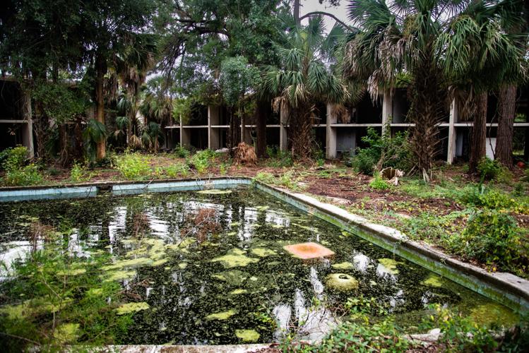 Former Golden Isles Inn could come down by the end of November | Local ...