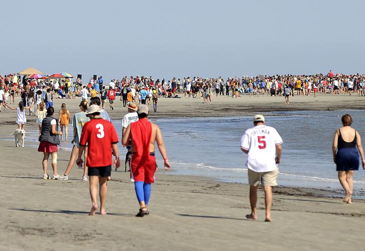 "Frat Beach" event attracts hundreds of Georgia fans to Glynn County ...