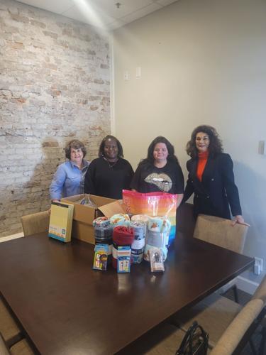 Georgia Power Ambassadors donate | Community Life | thebrunswicknews.com