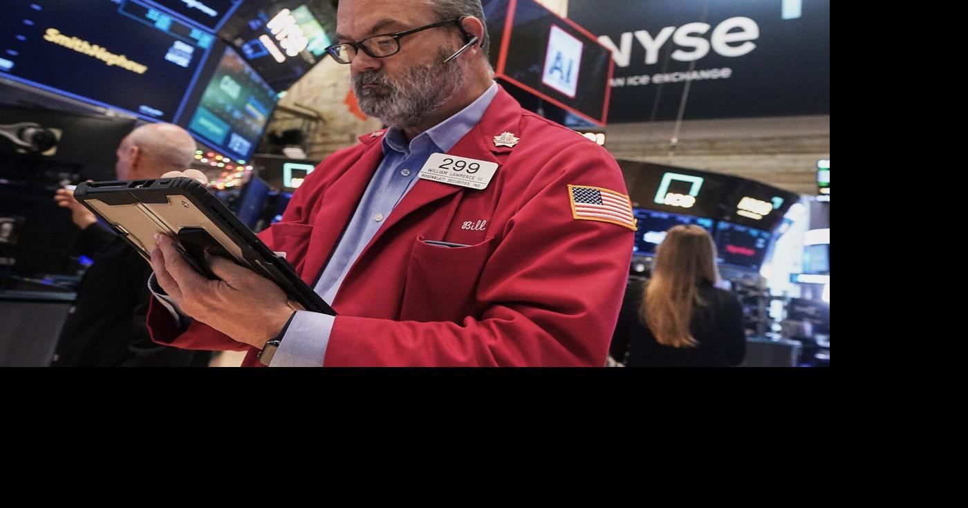 Tumbling tech stocks drag Wall Street to its worst day in 3 weeks ...