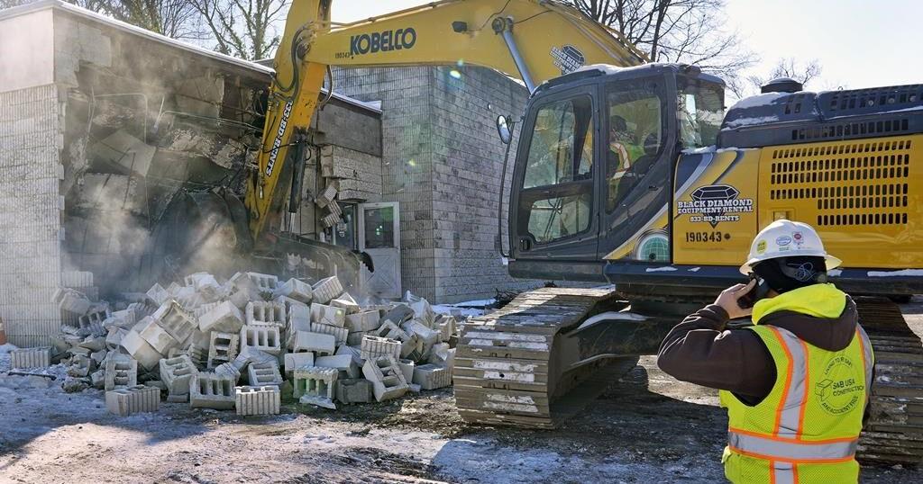 Tree of Life synagogue demolition begins ahead of rebuilding site of ...
