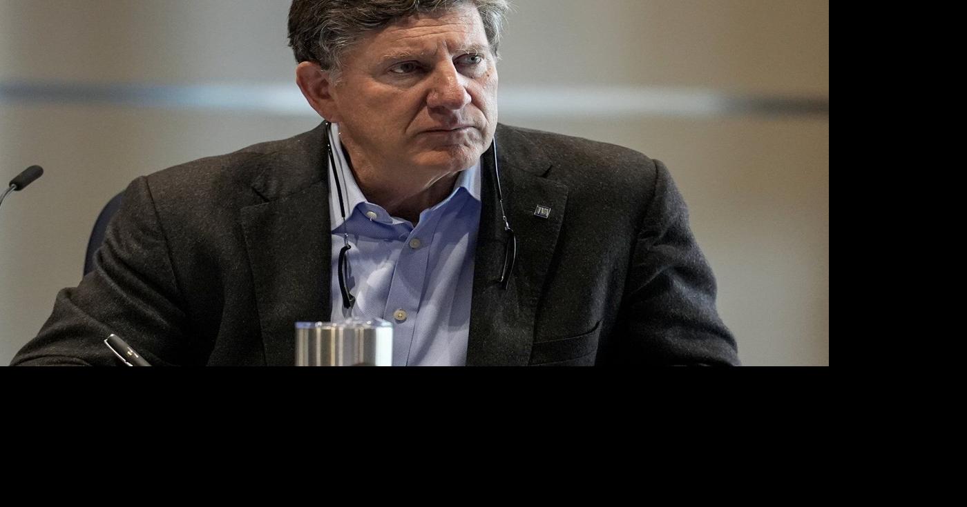 CEO of the nation's largest public utility plans to retire ...
