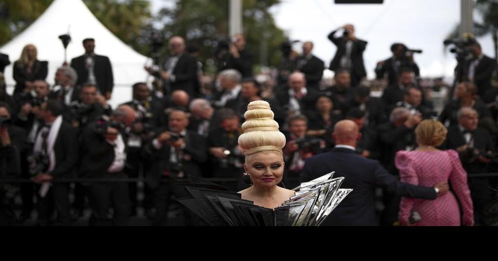 'Furiosa' debuts in Cannes, giving Anya Taylor-Joy a megawatt movie ...