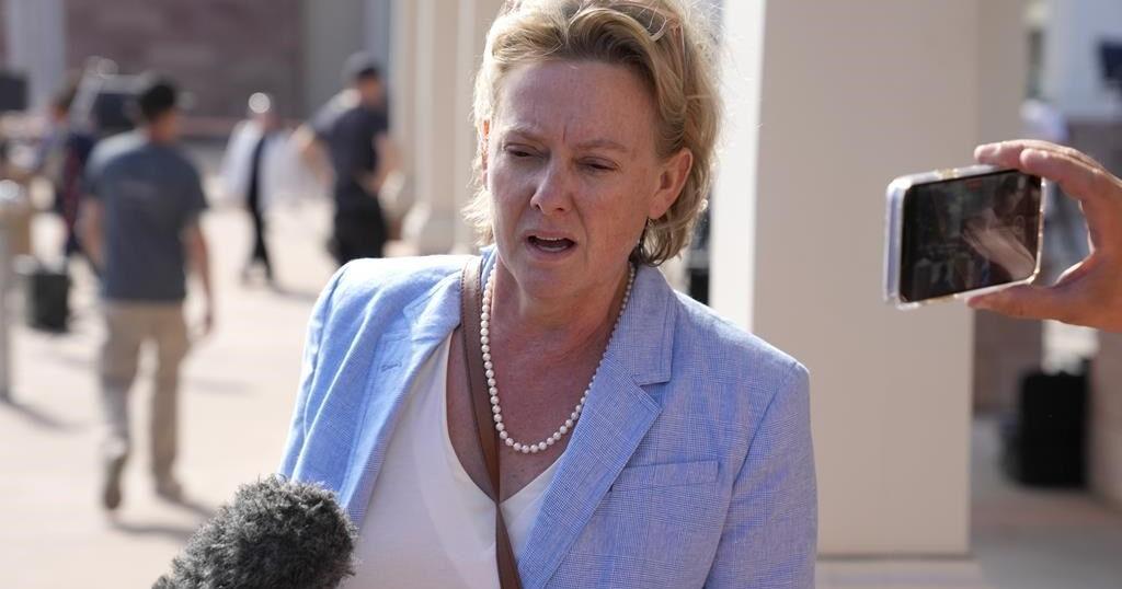 Alec Baldwin's involuntary manslaughter trial starts with witnesses recalling chaotic set ...