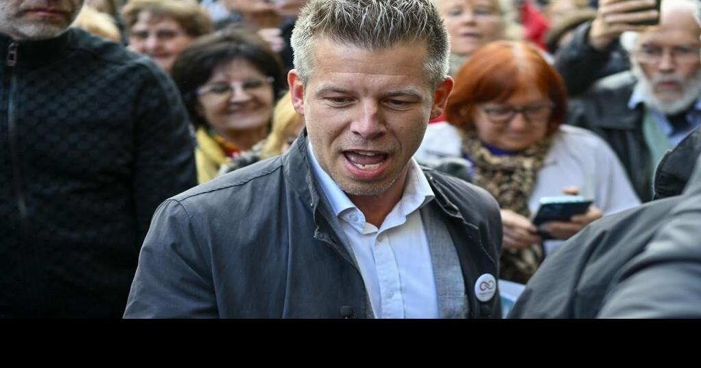 Orbán challenger leads protest calling for child protection after ...