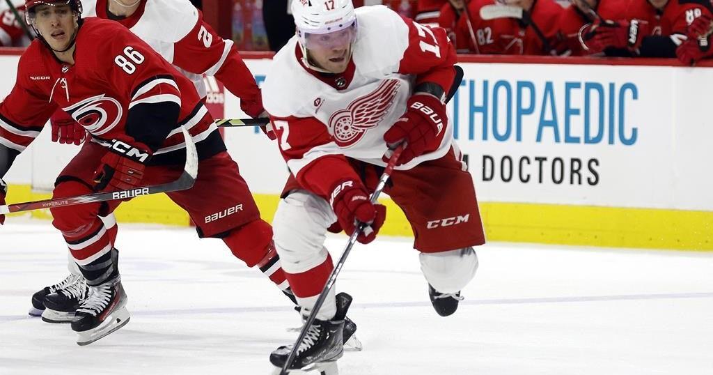 Vancouver Canucks sign forward Daniel Sprong to one-year contract ...