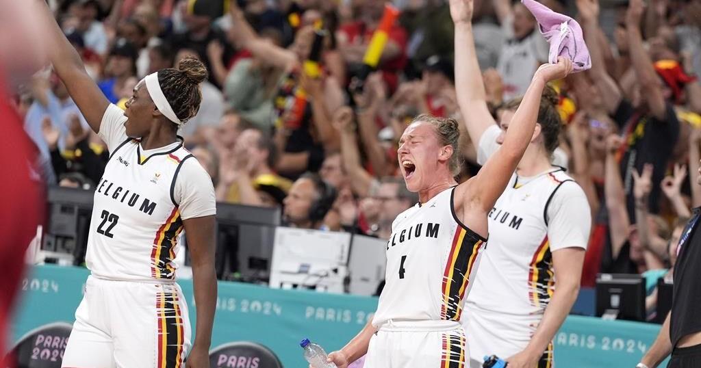 U.S. women clinch quarterfinal berth and stretch Olympic win streak to ...