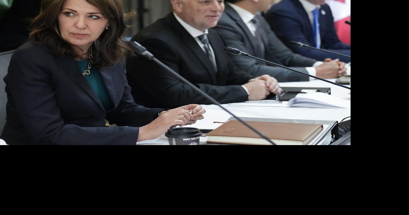 Smith says Ottawa should appoint 'border czar' to work collaboratively ...