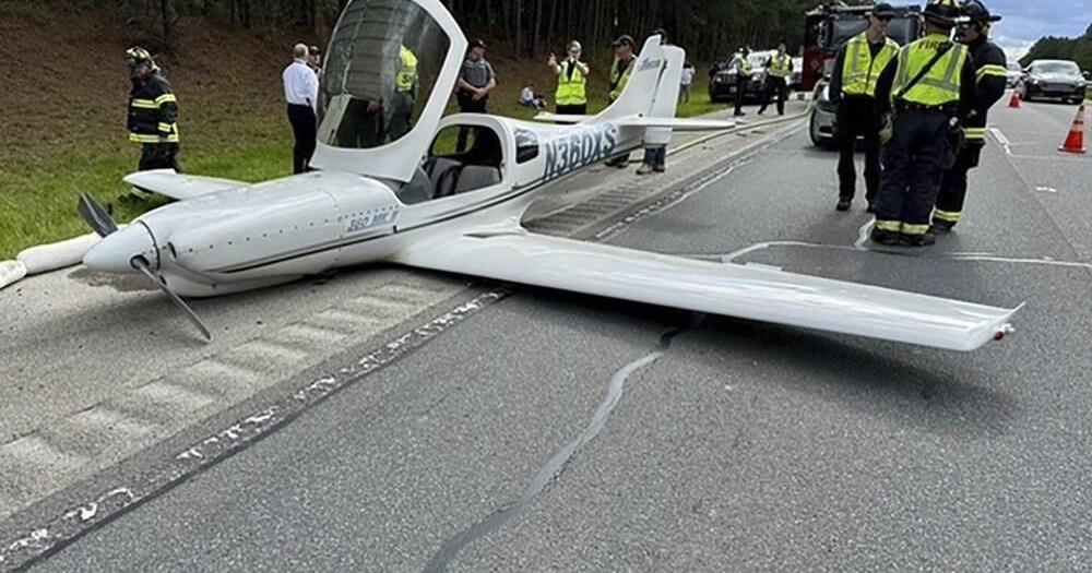 Small plane clips 2 vehicles as it lands on North Carolina highway, but ...