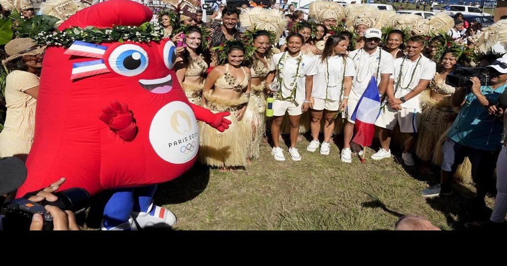 Singing, ceremonies and straw hats: Olympics opening ceremony in Tahiti ...