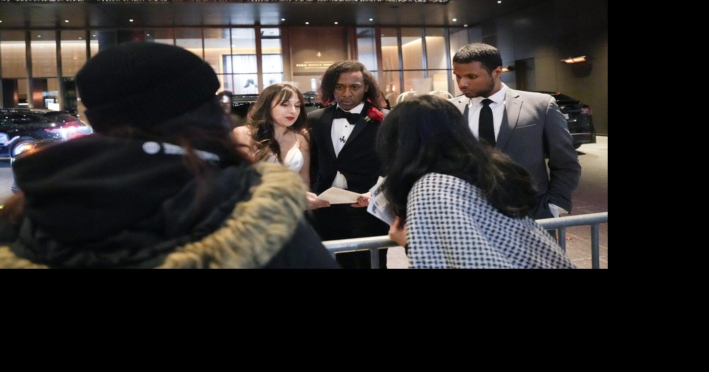 Toronto author Anne Michaels wins Giller Prize for novel 'Held ...