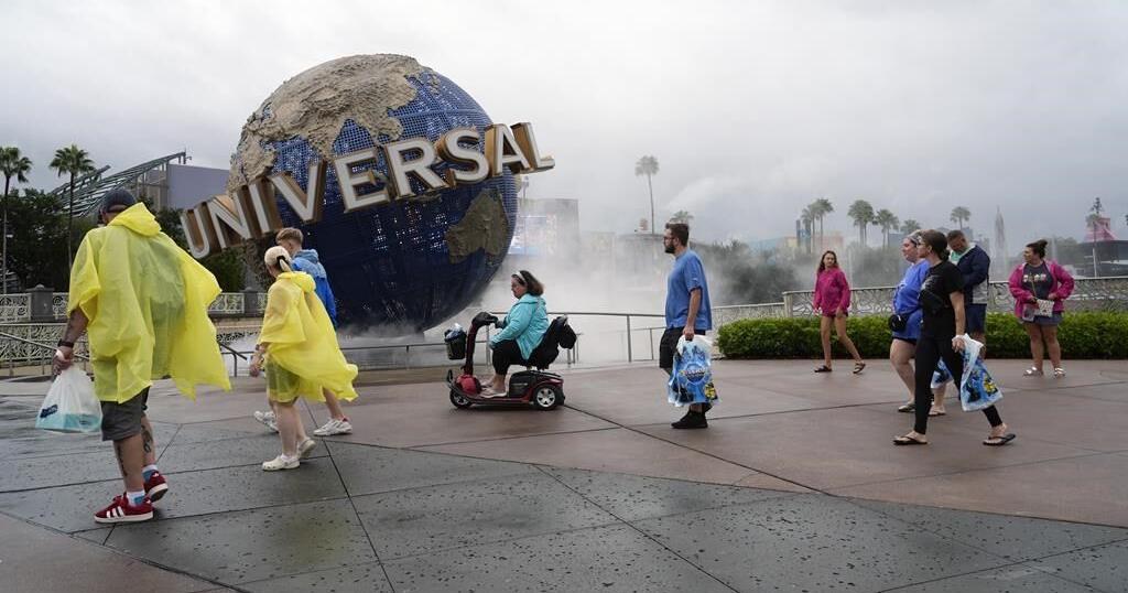 Disney World and other Orlando parks to reopen Friday after Hurricane ...
