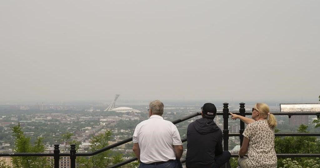 How to stay healthy as wildfire smoke spreads across large swaths of ...