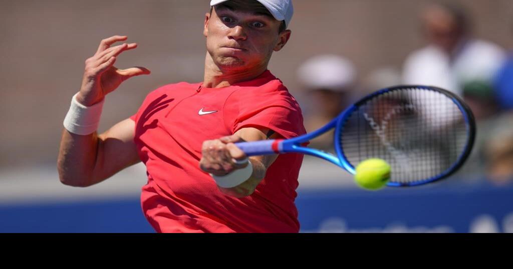 Carlos Alcaraz produces highlights, smiles in U.S. Open victory over ...