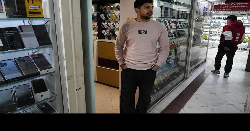 A brazen iPhone scam in Iran reflects its economic struggles and ...