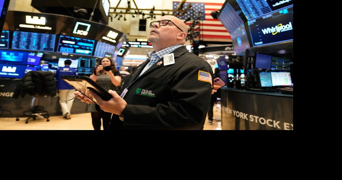 Large U.S. tech stocks send markets lower with spillover effect felt in ...