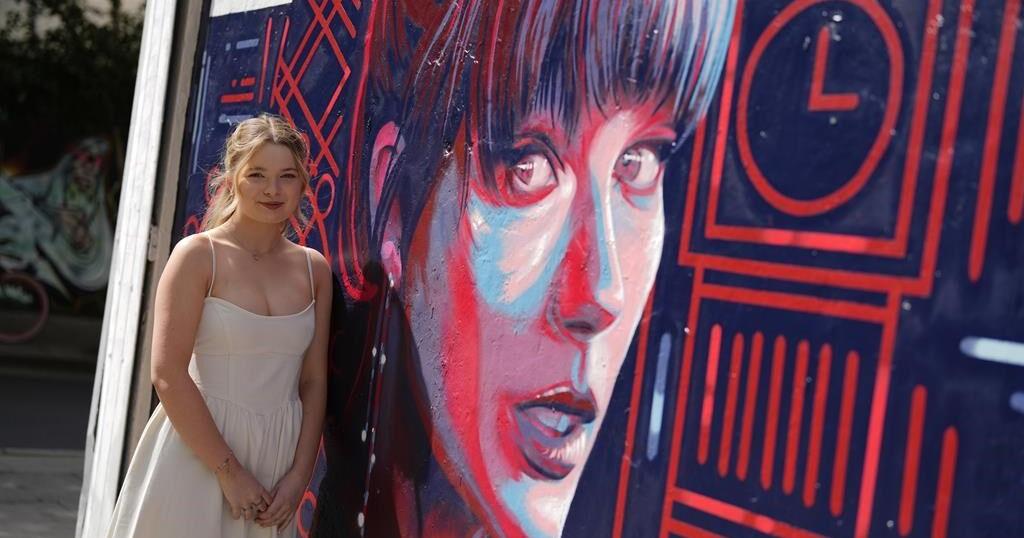 Rocked by cancellation of Vienna concerts, Swifties shake it off and ...